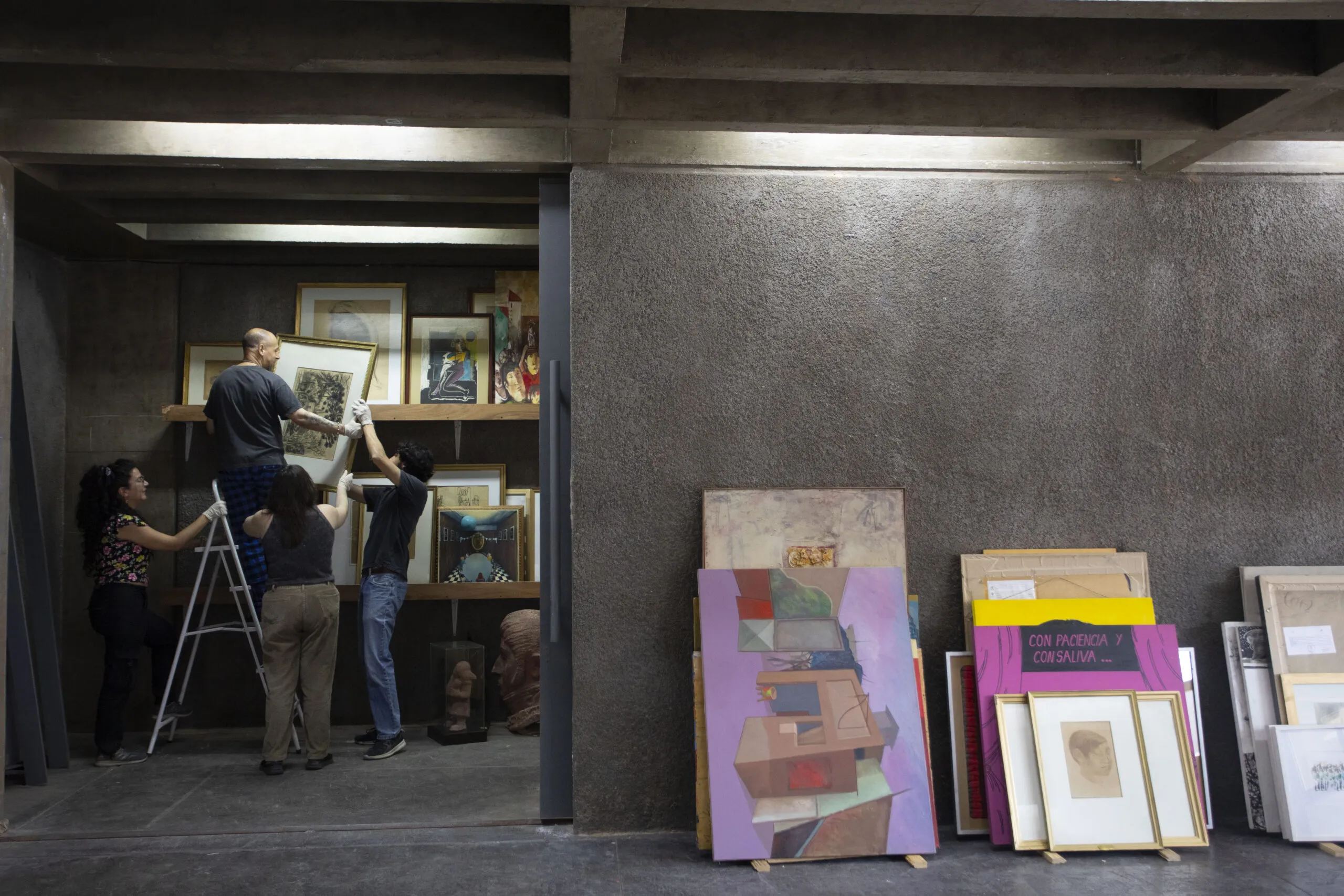 La UNT sede de BIENALSUR, presenta " Crear un animal"